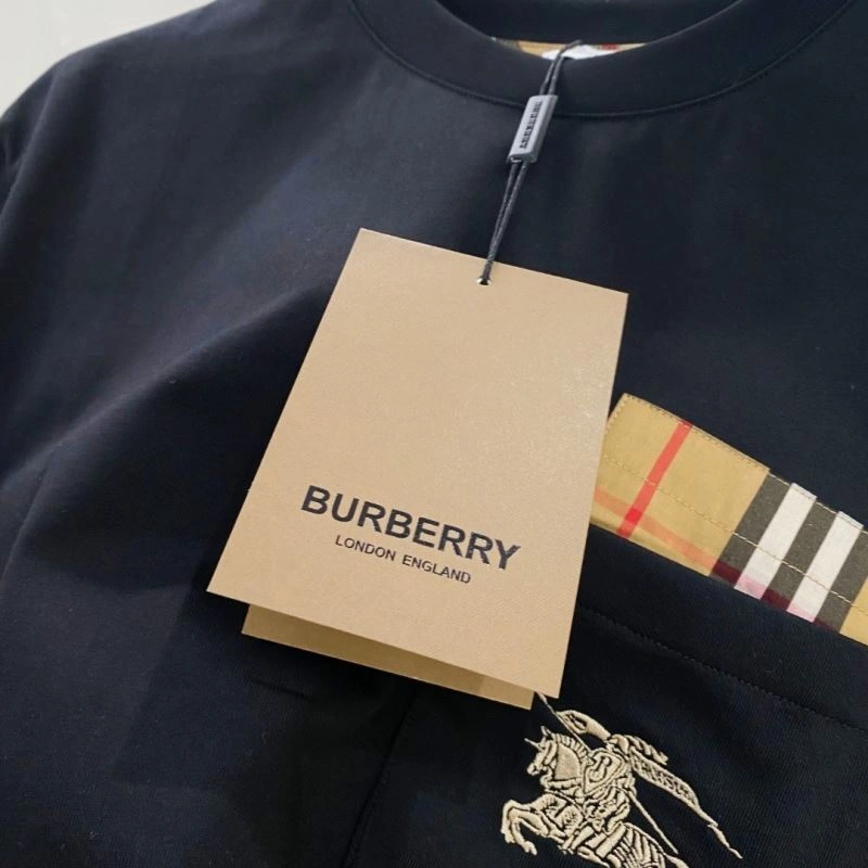 Indistinguishable Burberry T-Shirts