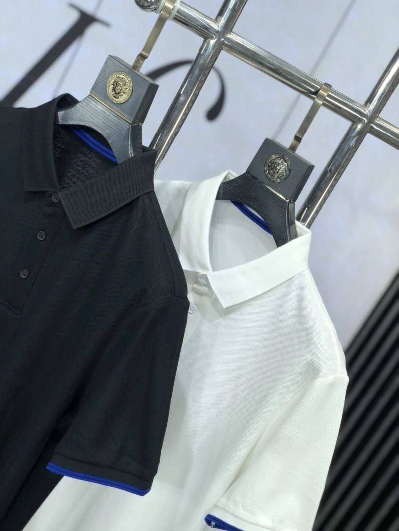Indistinguishable Burberry T-Shirts