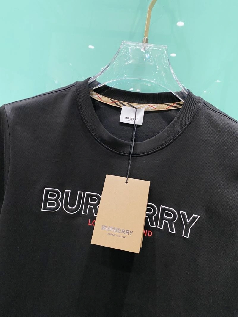 Low-cost Burberry T-Shirts