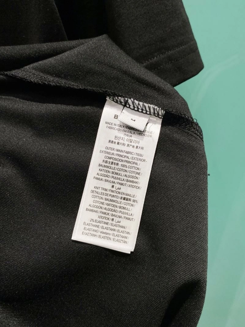 Low-cost Burberry T-Shirts