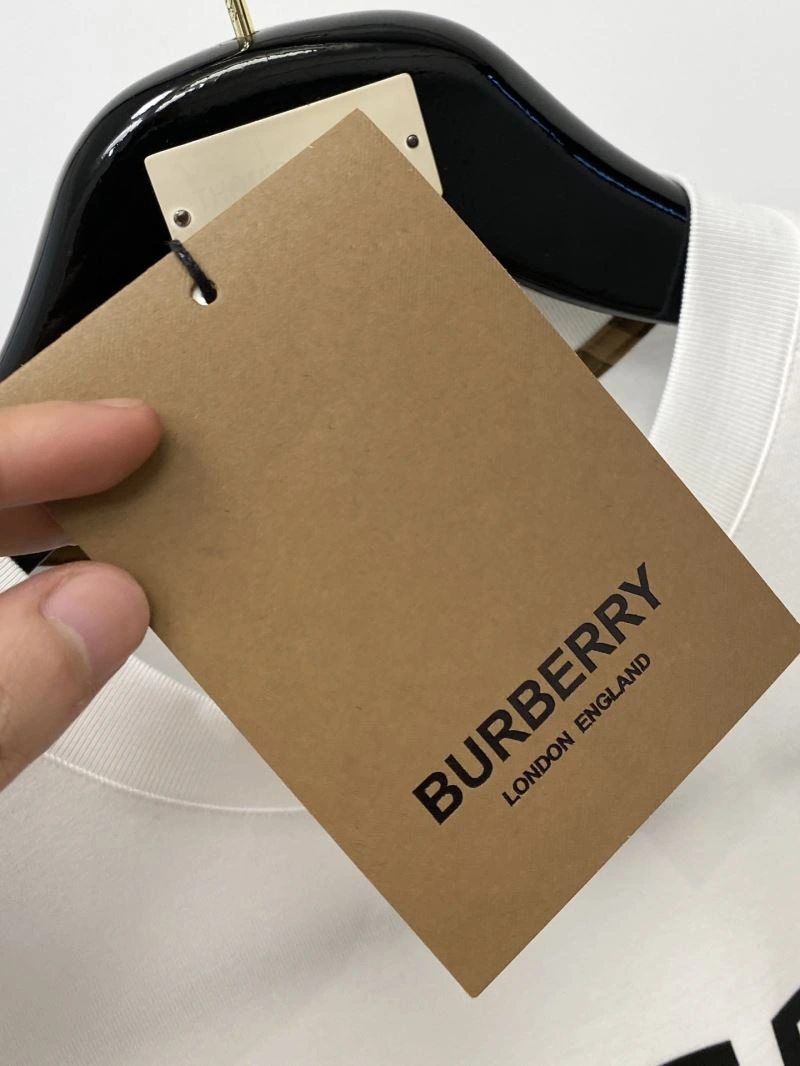 Indistinguishable Burberry T-Shirts