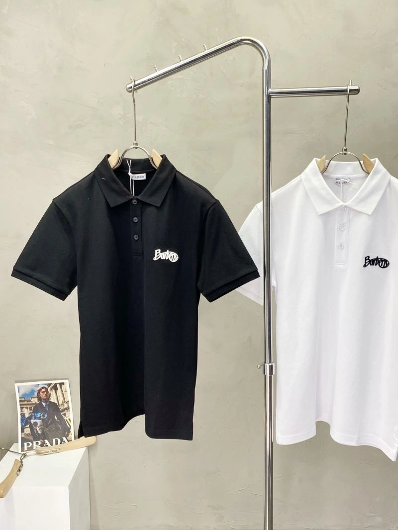 Accurate model Burberry T-Shirts