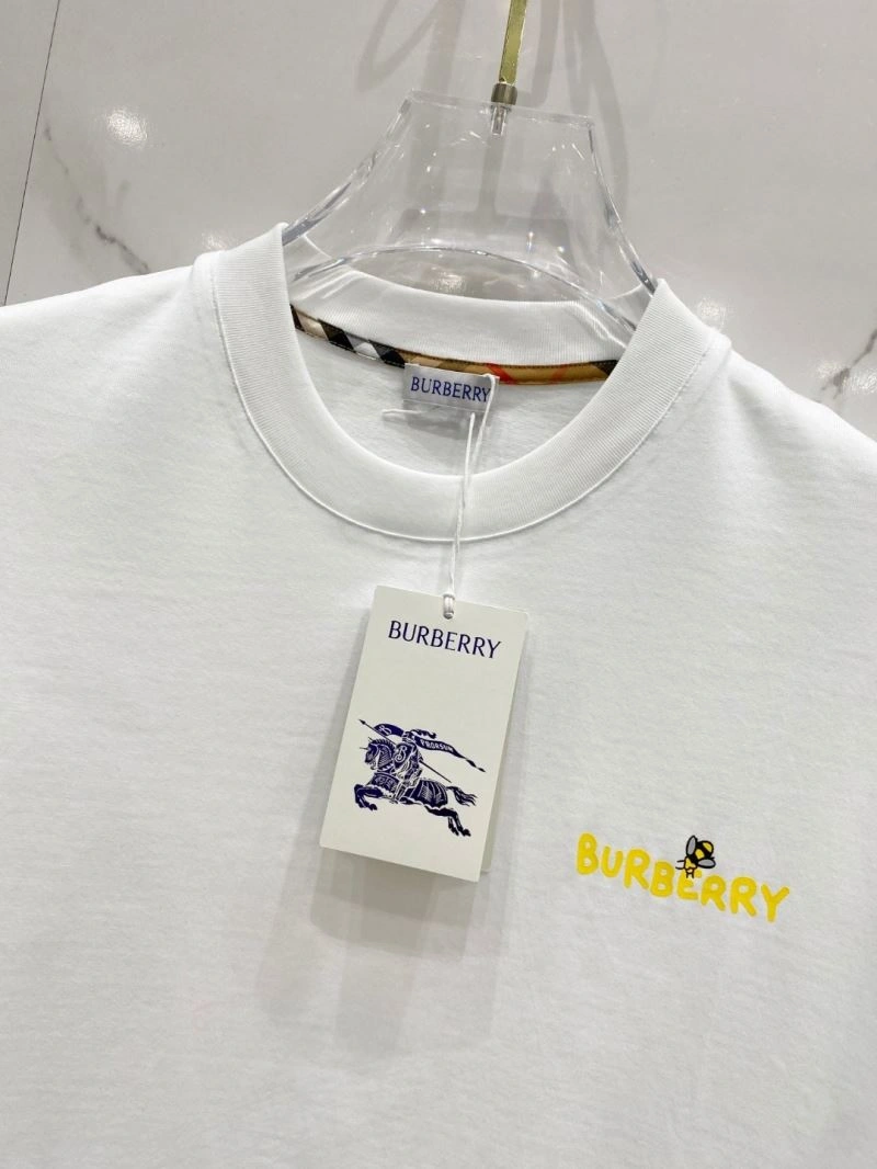 Low-cost Burberry T-Shirts