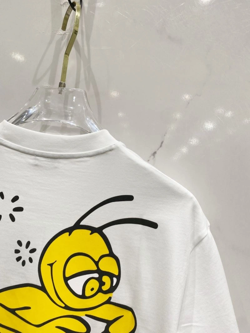 Low-cost Burberry T-Shirts