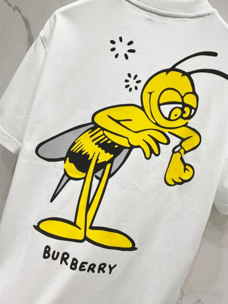 Low-cost Burberry T-Shirts