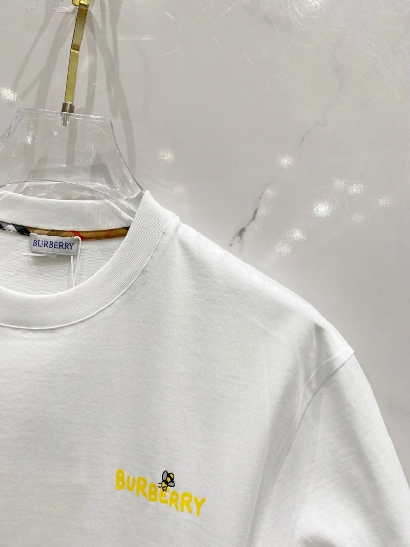 Low-cost Burberry T-Shirts