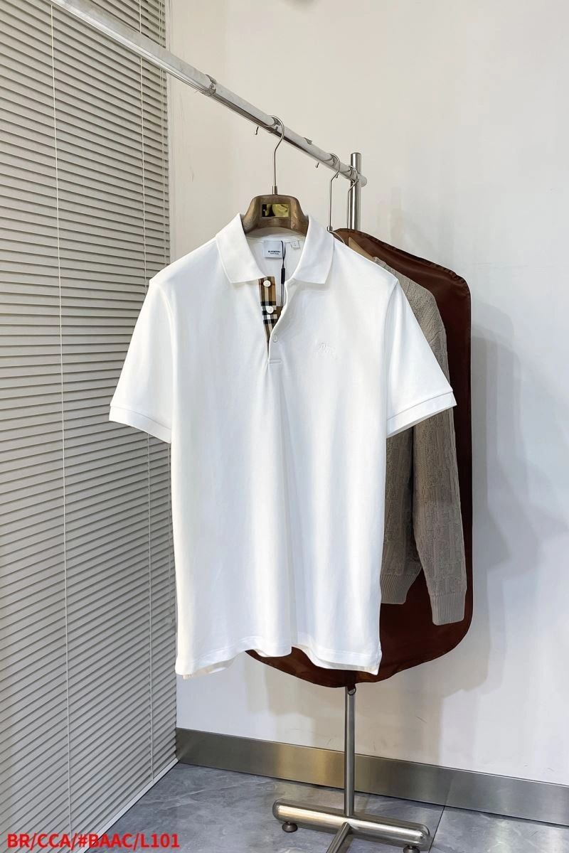 Low-cost Burberry T-Shirts