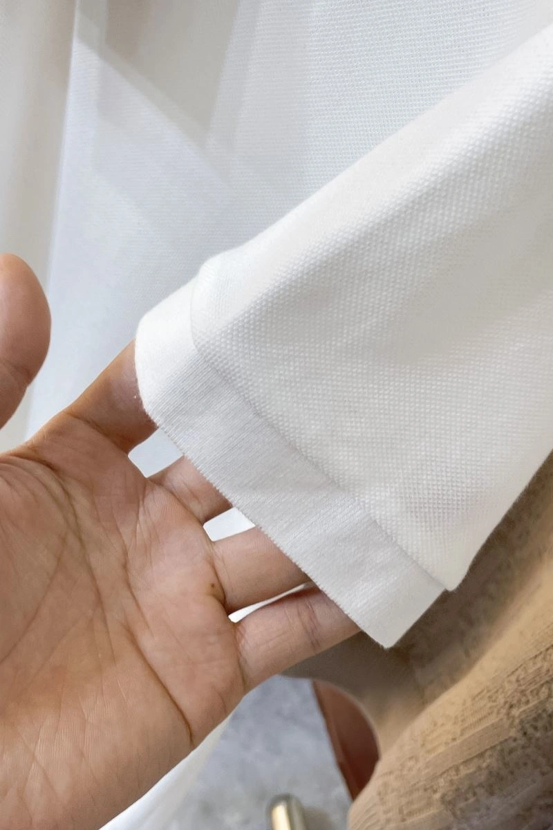 Low-cost Burberry T-Shirts