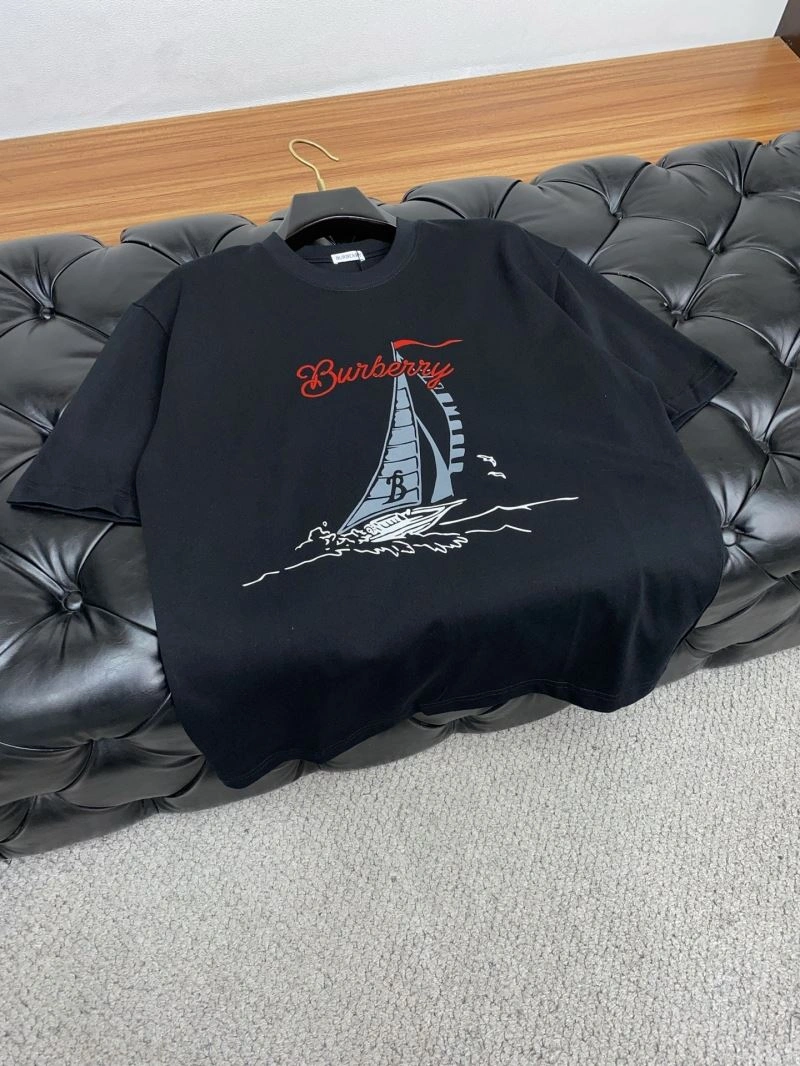 Top match Burberry T-Shirts