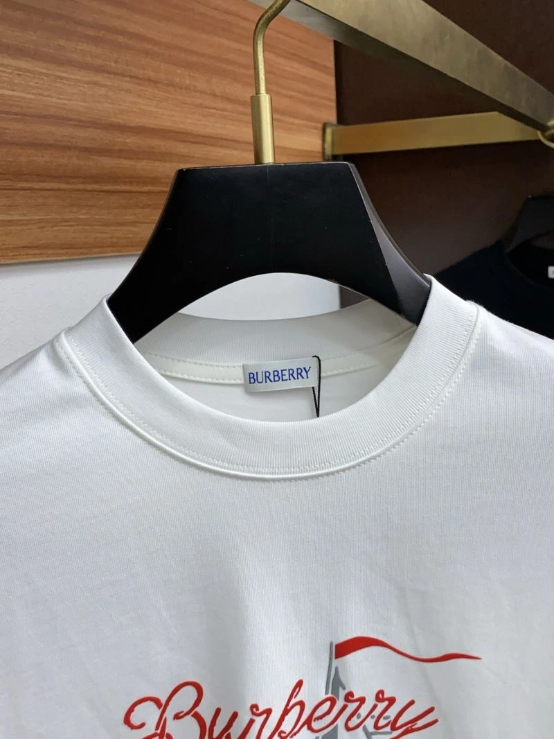 Factory-made Burberry T-Shirts