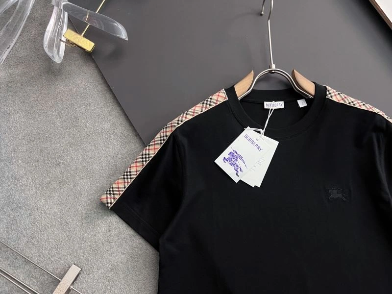 Factory-made Burberry T-Shirts