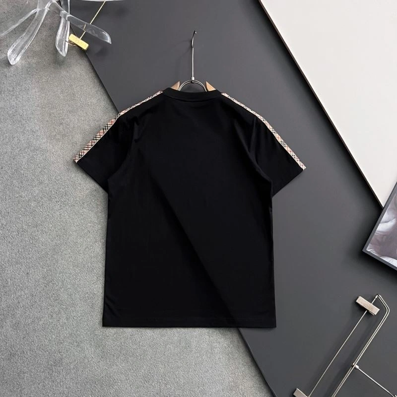 Factory-made Burberry T-Shirts