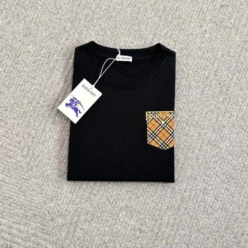Low-cost Burberry T-Shirts