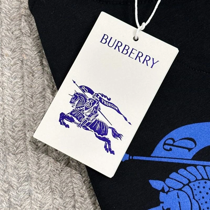 Factory-made Burberry T-Shirts