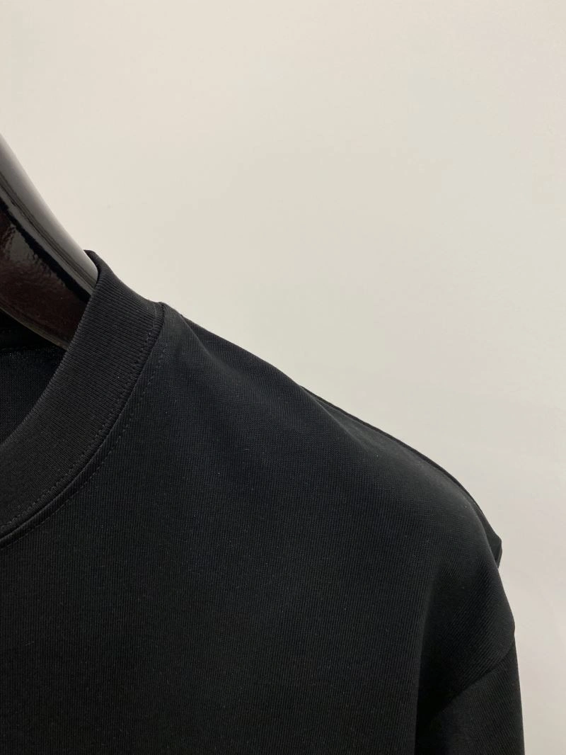 Indistinguishable Burberry T-Shirts