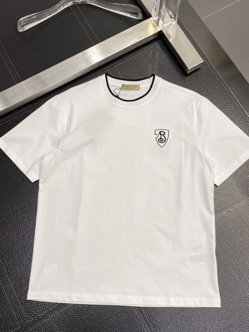Indistinguishable Burberry T-Shirts