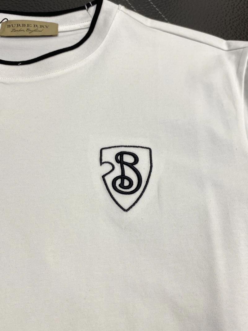 Indistinguishable Burberry T-Shirts