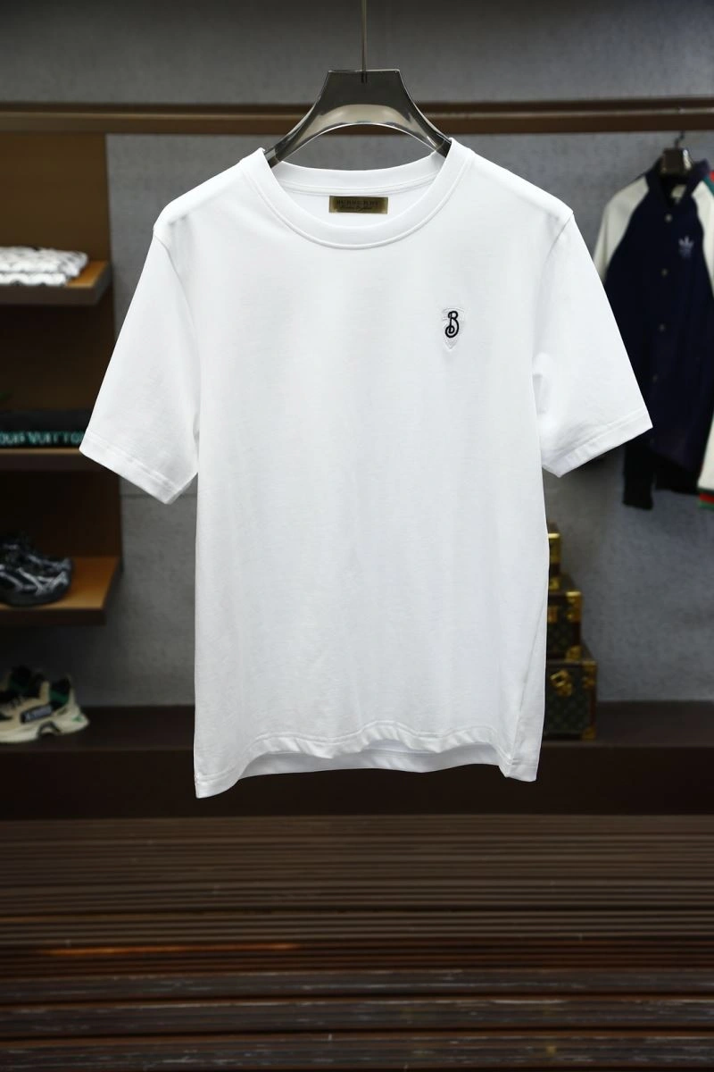 Indistinguishable Burberry T-Shirts