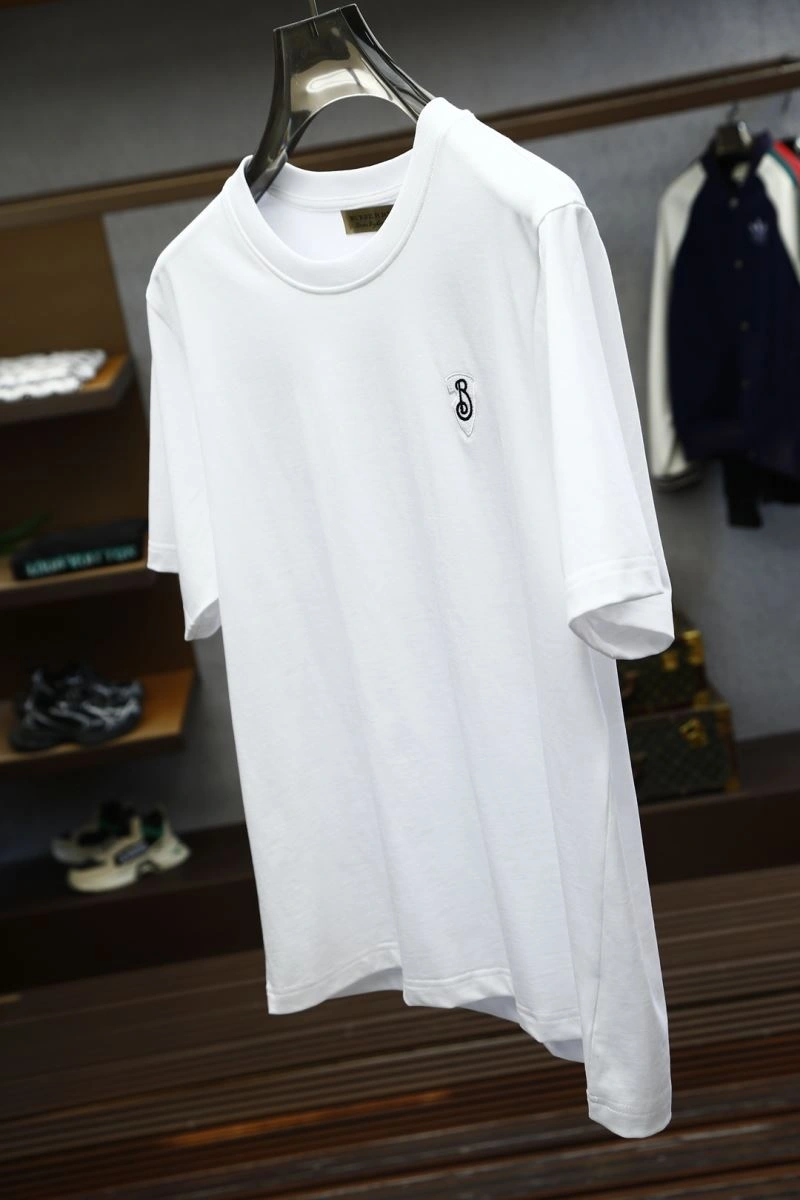 Indistinguishable Burberry T-Shirts