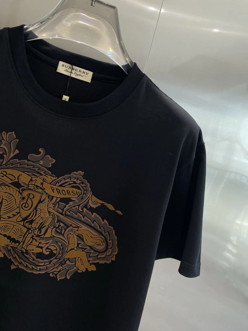 Indistinguishable Burberry T-Shirts