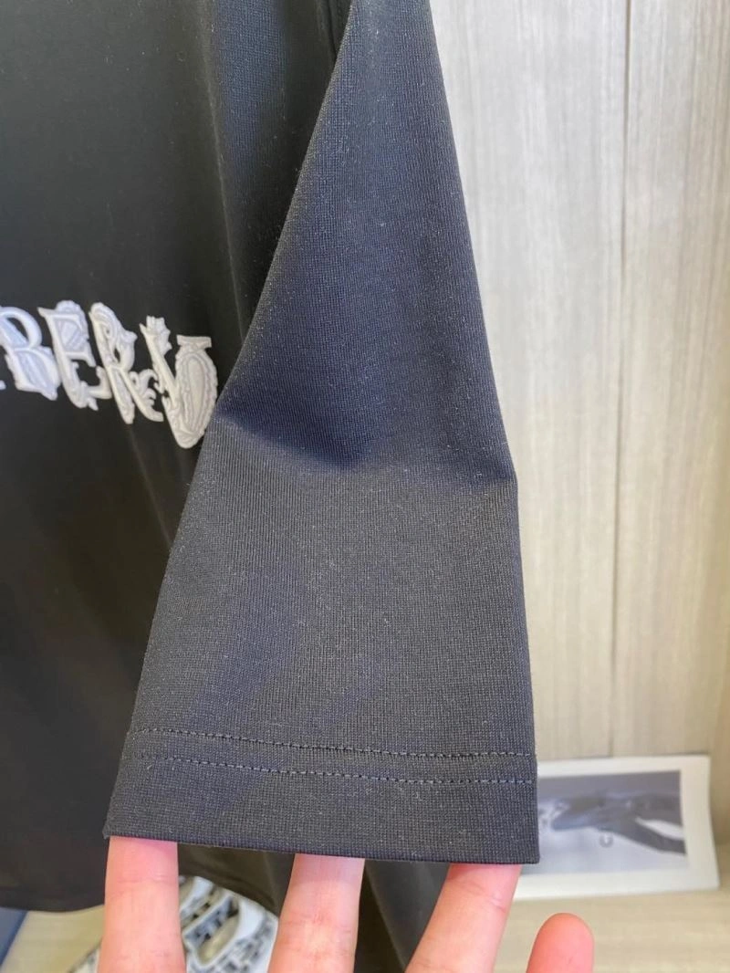 Indistinguishable Burberry T-Shirts