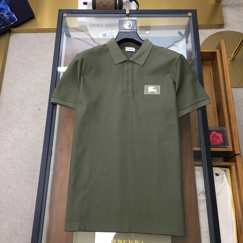 Accurate model Burberry T-Shirts