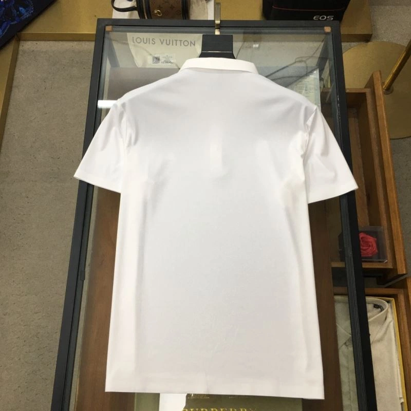 Indistinguishable Burberry T-Shirts