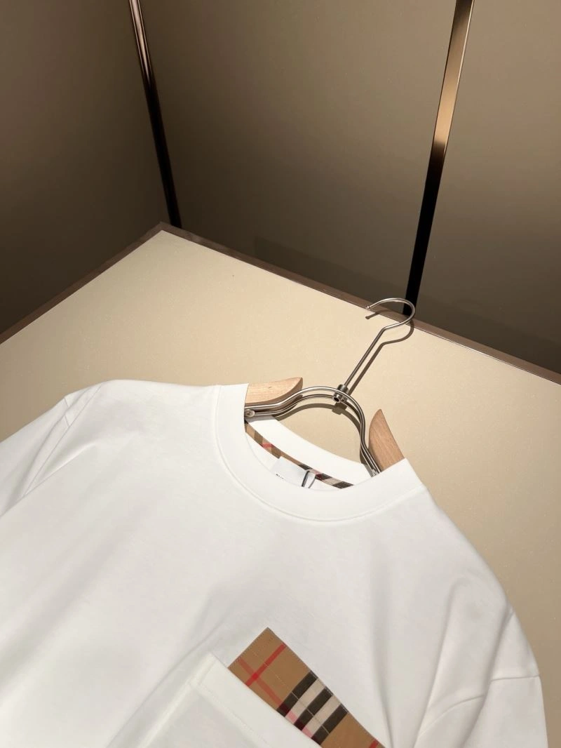 High fidelity Burberry T-Shirts