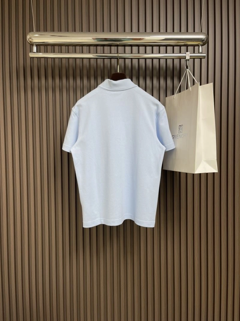 Indistinguishable Burberry T-Shirts
