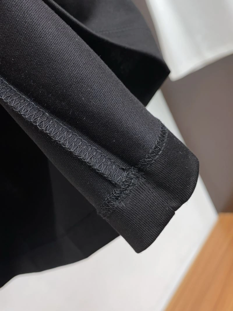 Low-cost Burberry T-Shirts