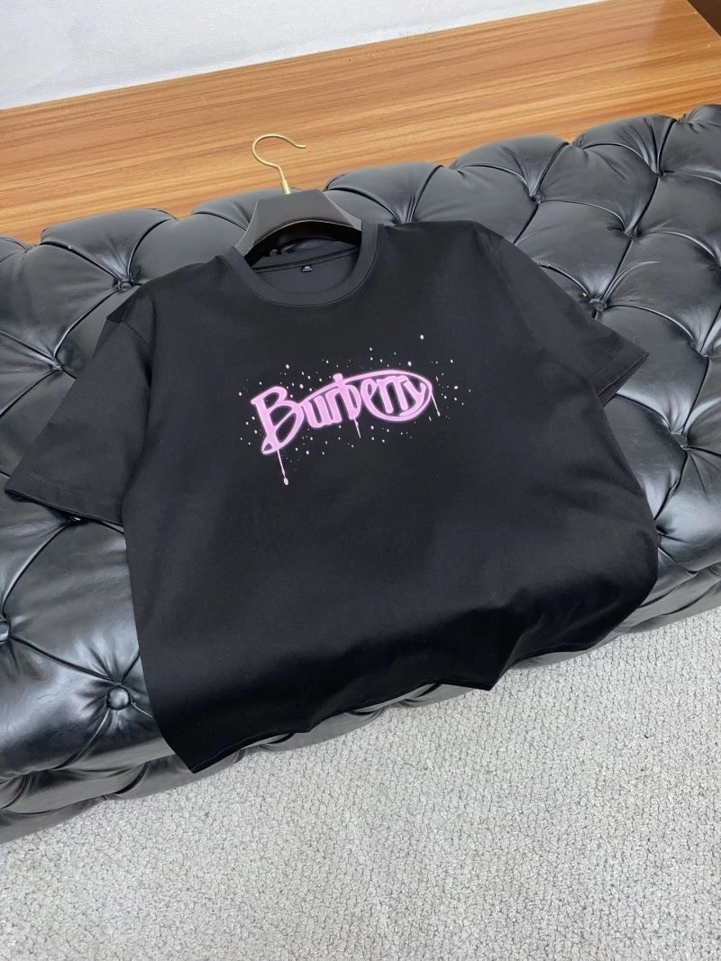 Low-cost Burberry T-Shirts