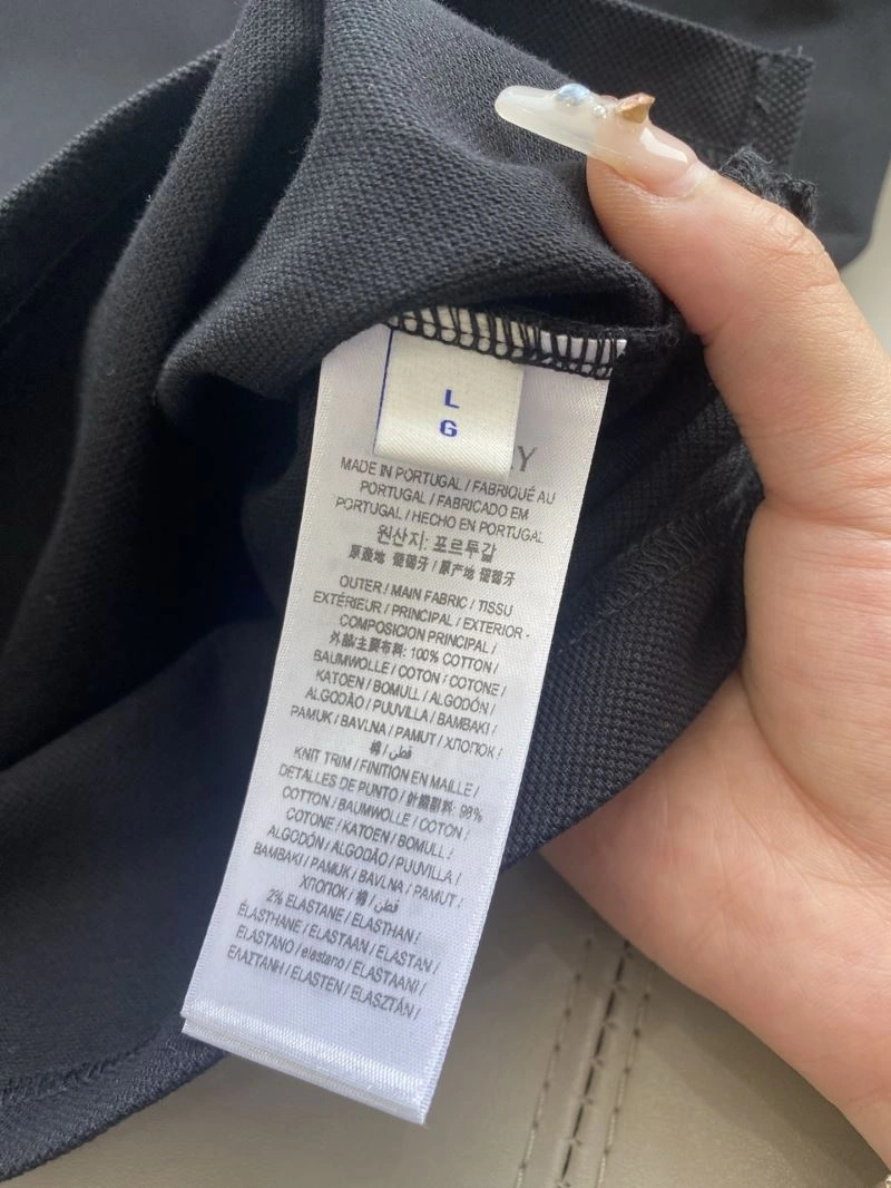 Inexpensive Burberry T-Shirts