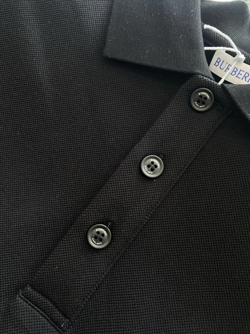 Indistinguishable Burberry T-Shirts