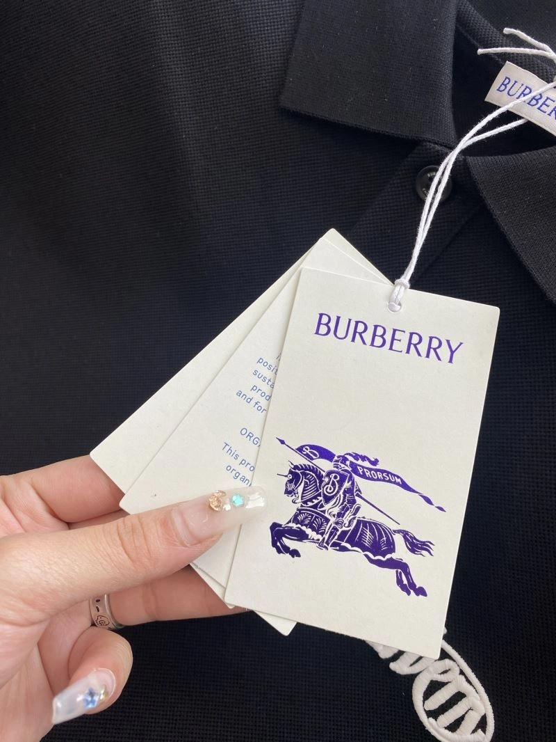 Indistinguishable Burberry T-Shirts