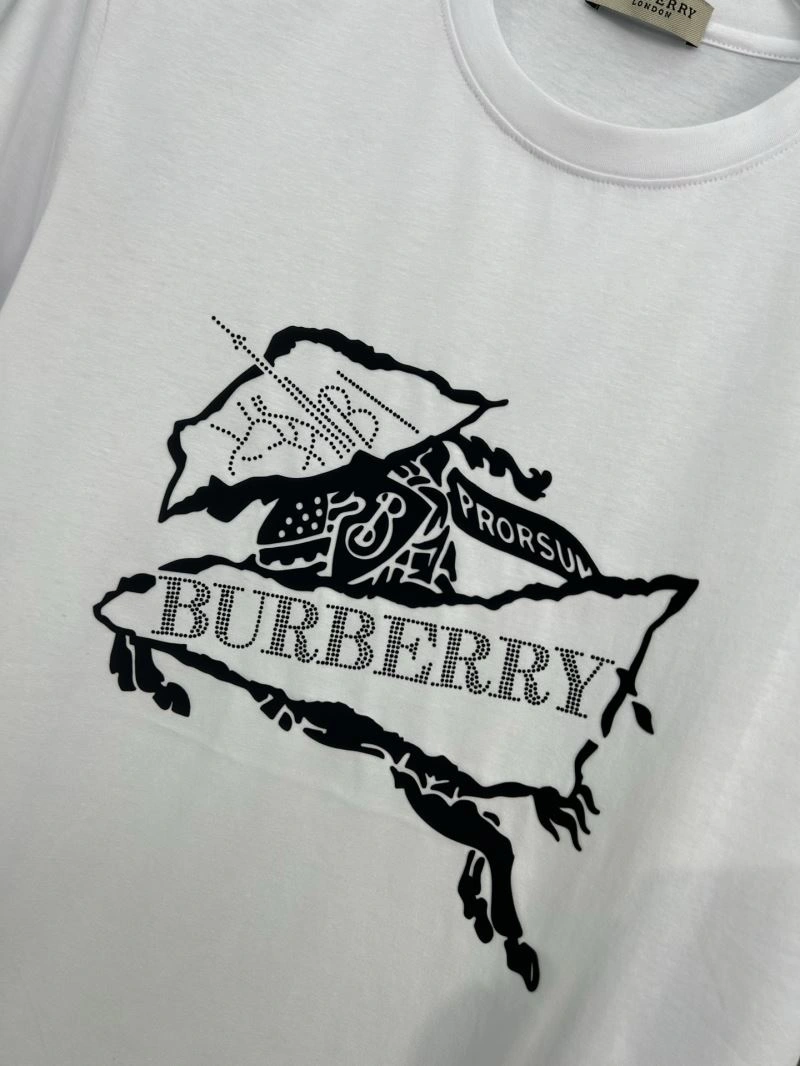 Top match Burberry T-Shirts