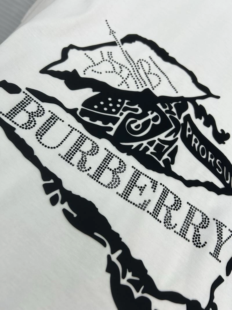 Top match Burberry T-Shirts