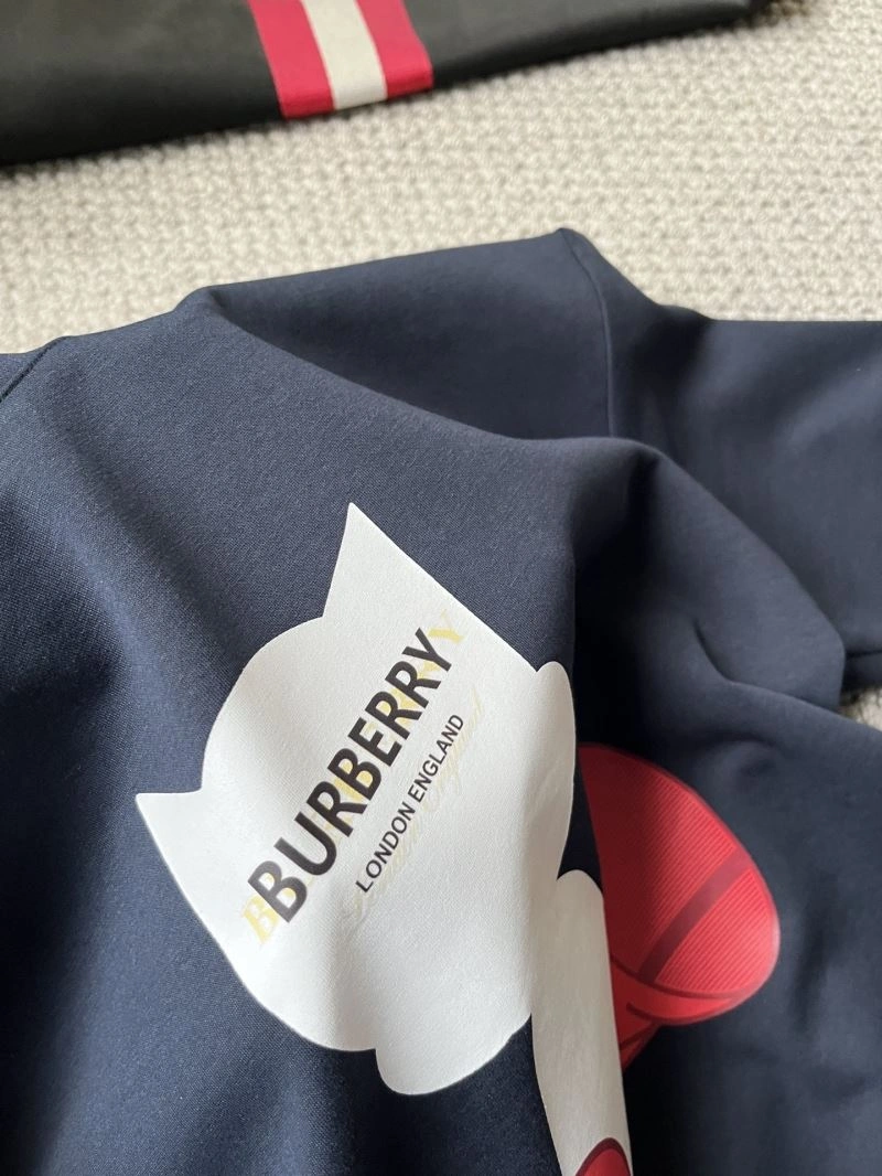 Bargain Burberry T-Shirts