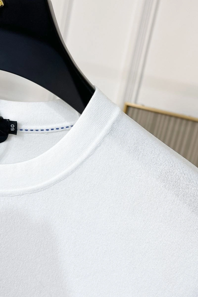 Inexpensive Burberry T-Shirts