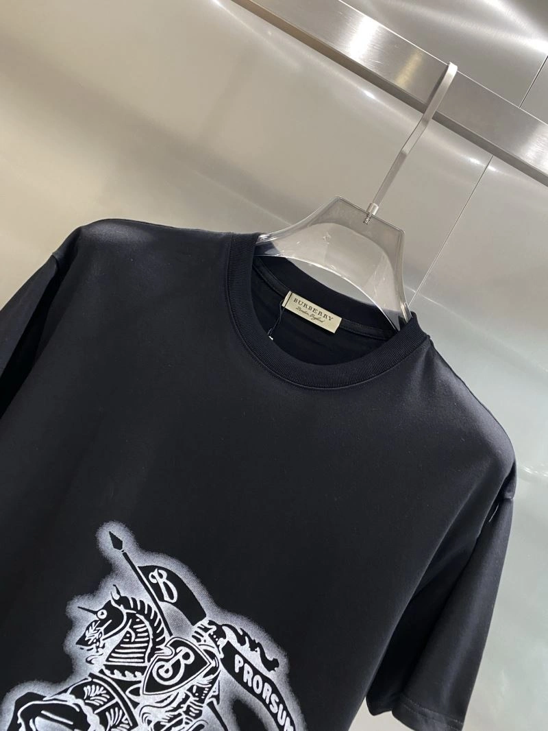 Low-cost Burberry T-Shirts