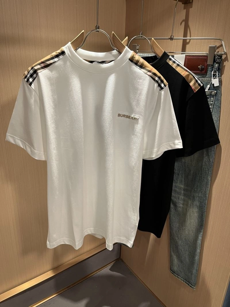 Burberry T-Shirts