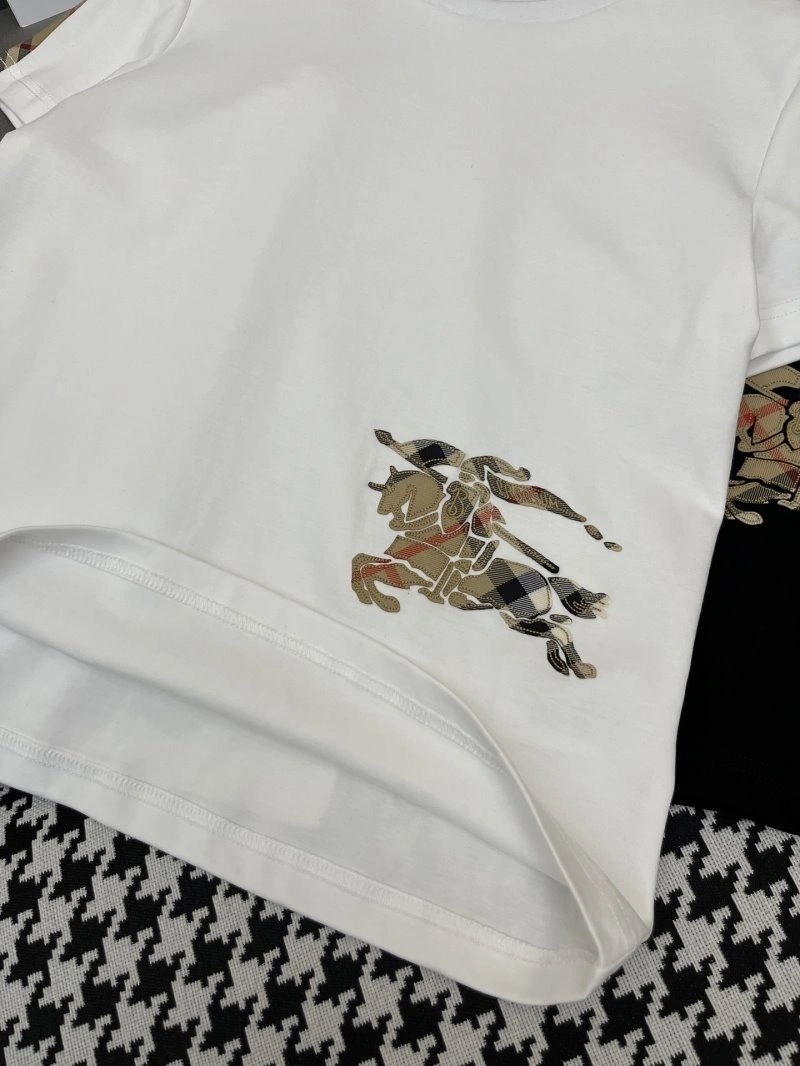 Bargain Burberry T-Shirts