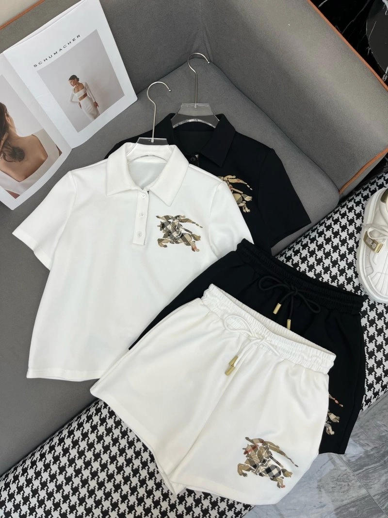 Indistinguishable Burberry T-Shirts