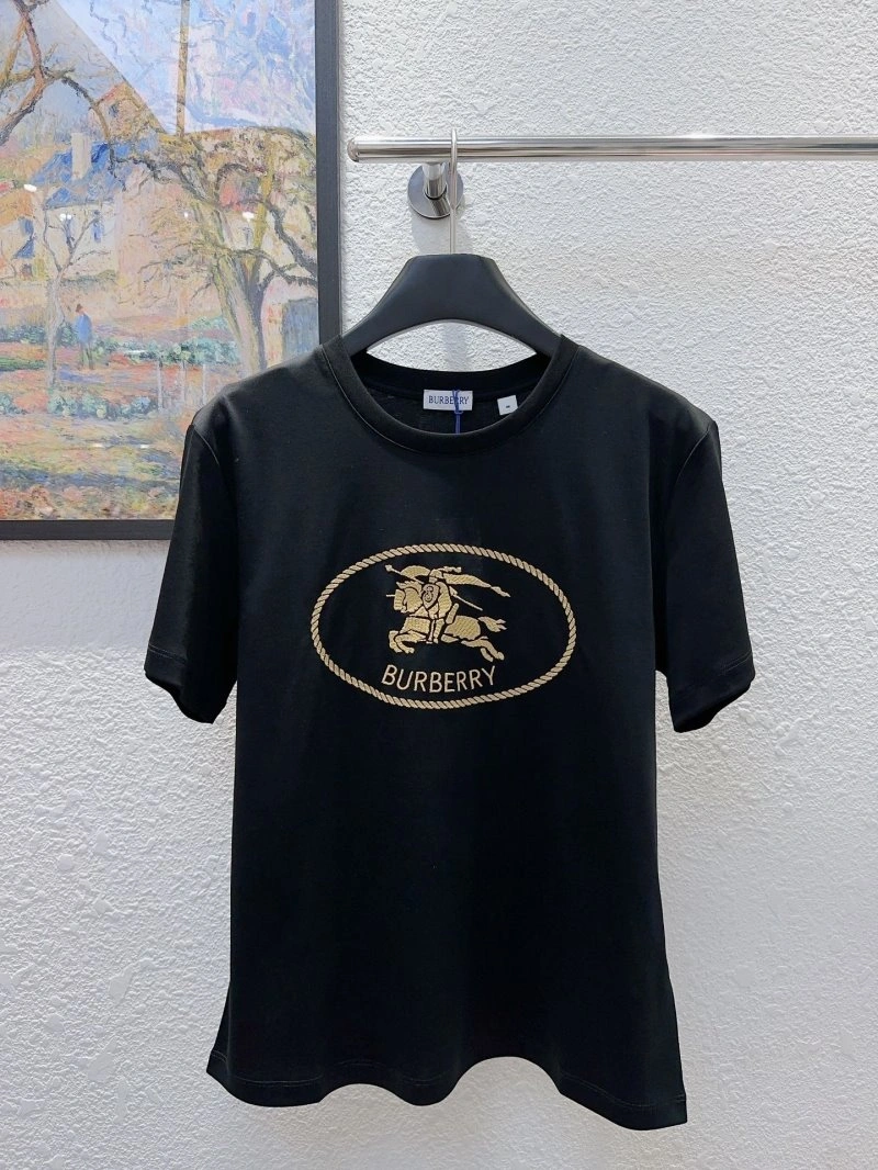 Low-cost Burberry T-Shirts