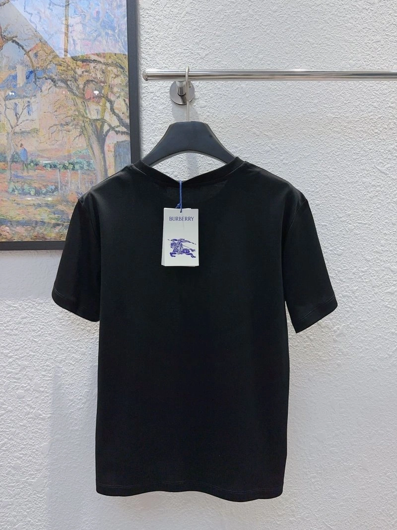 Low-cost Burberry T-Shirts