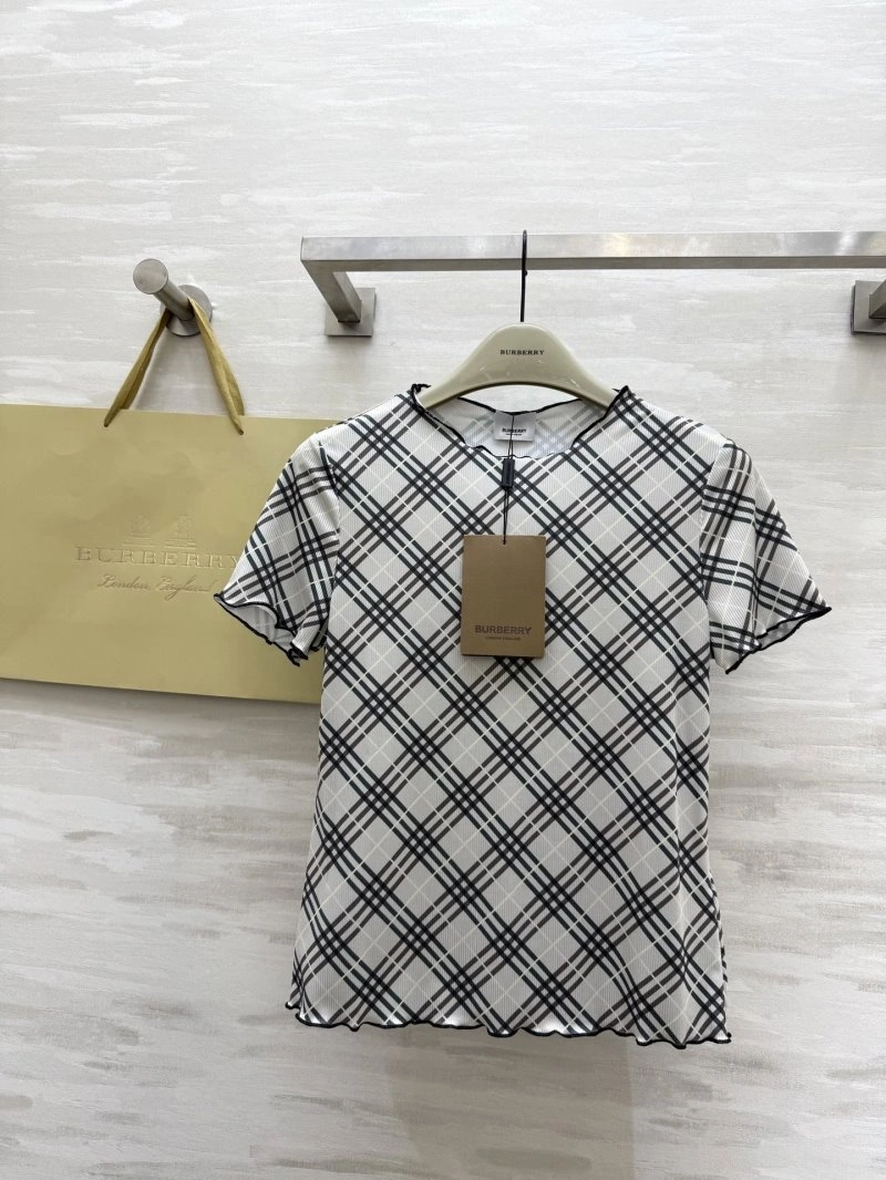 Burberry T-Shirts