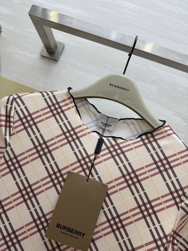 Top mirror Burberry T-Shirts