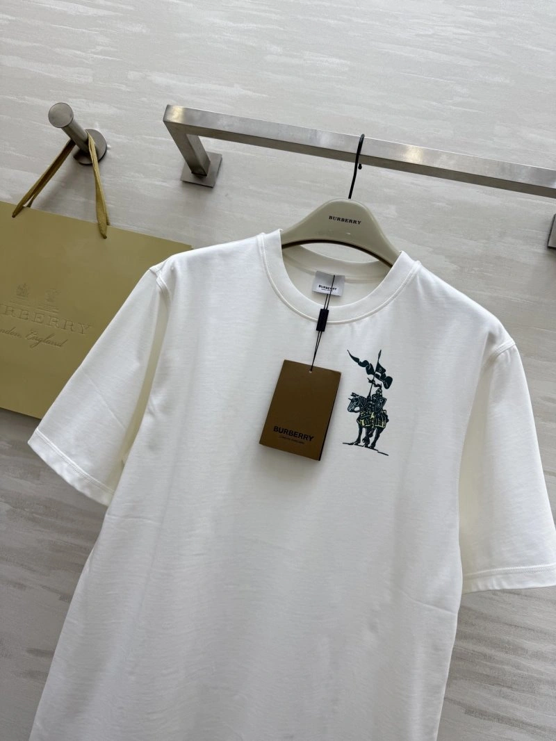 Inexpensive Burberry T-Shirts