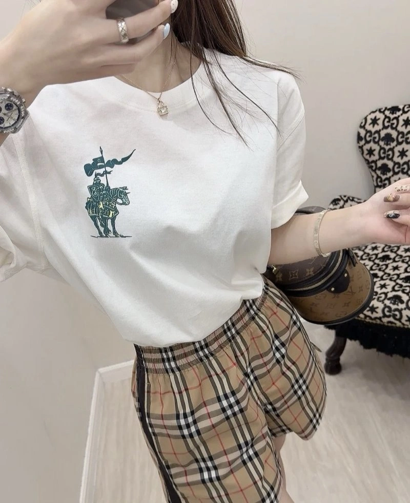 Inexpensive Burberry T-Shirts