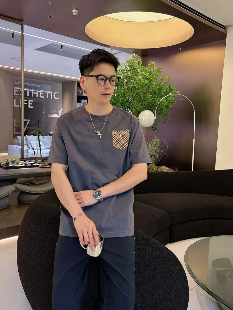 Original Burberry T-Shirts
