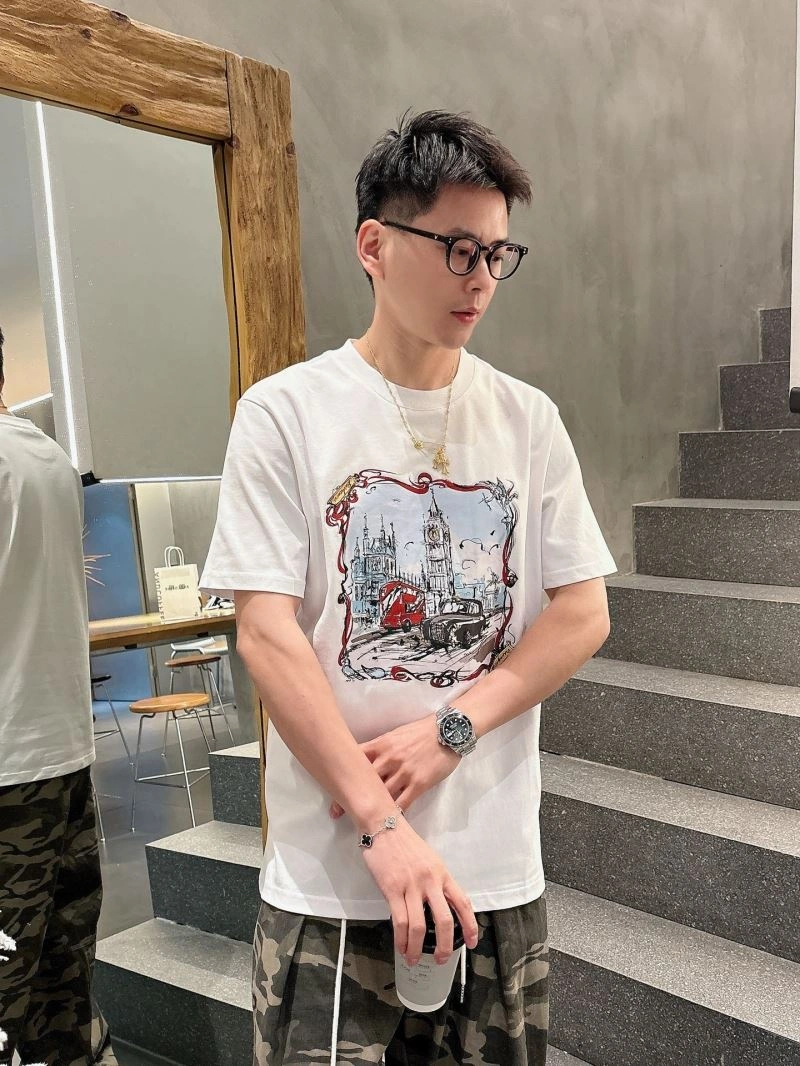 Original Burberry T-Shirts